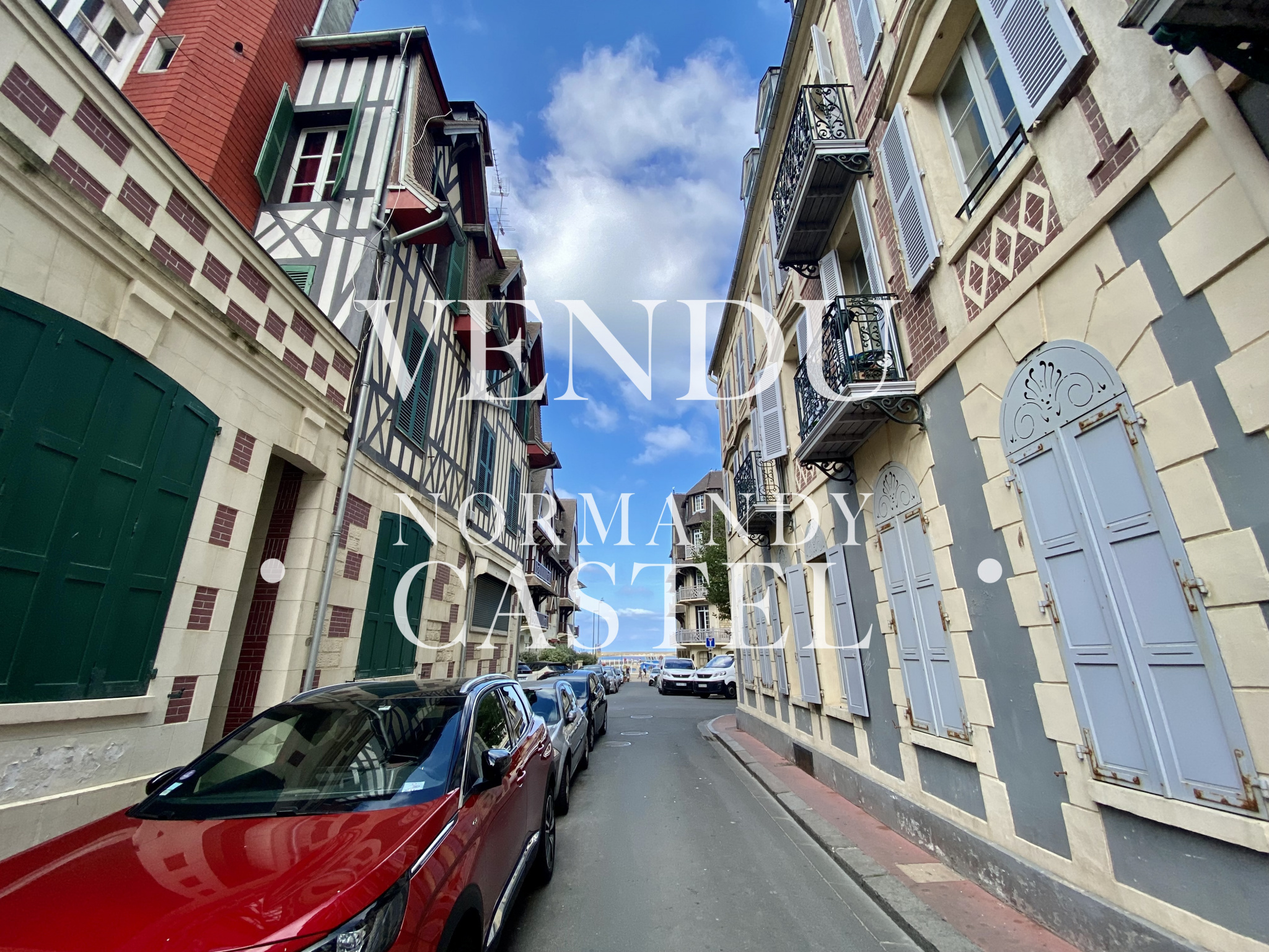 Vente STUDIO A RENOVER AVEC CAVE | Normandy Castel