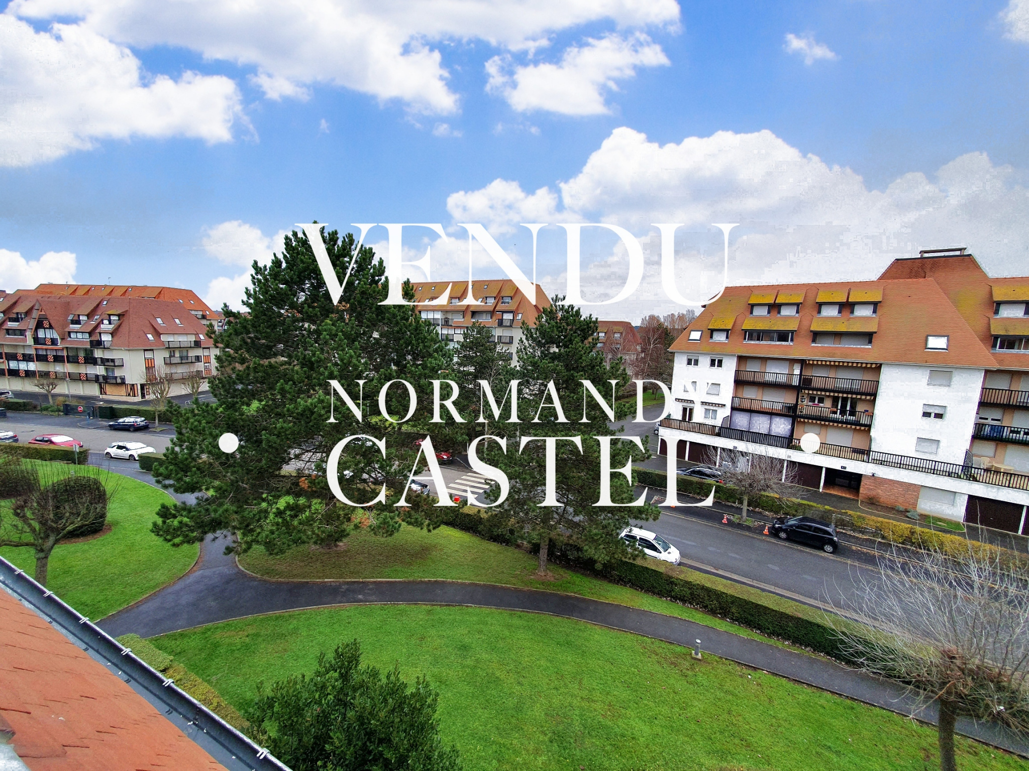 Vente APPARTEMENT 2 PIECES - LOGGIA FERMEE - GARAGE | Normandy Castel