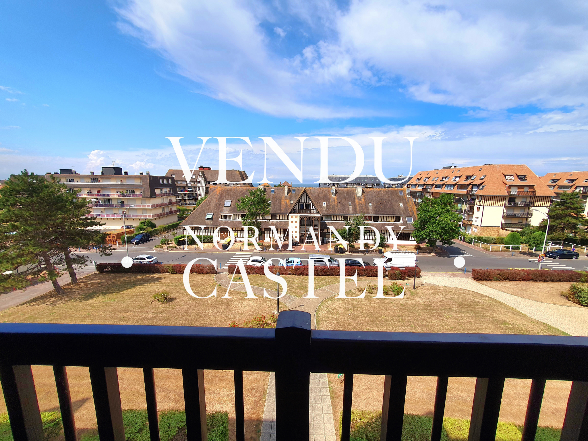 Vente APPARTEMENT 2 PIECES AVEC BALCON | Normandy Castel